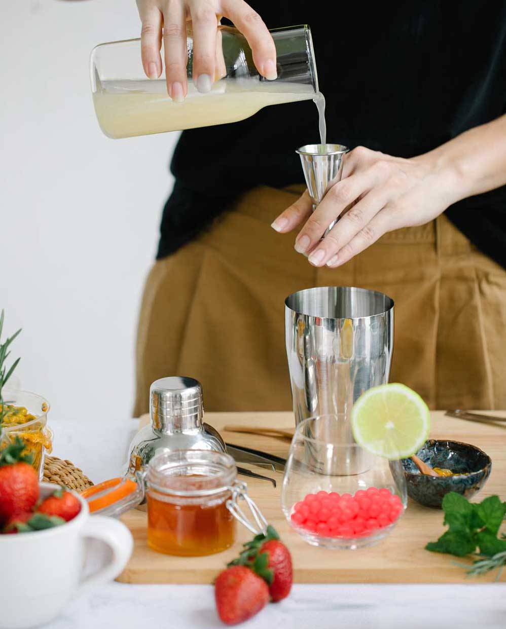 Strawberry Basil Popping Boba Cocktail – OrientalTeaBox